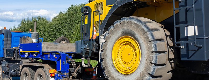 Safety Tips You Need to Know for Transporting Heavy Equipment ...